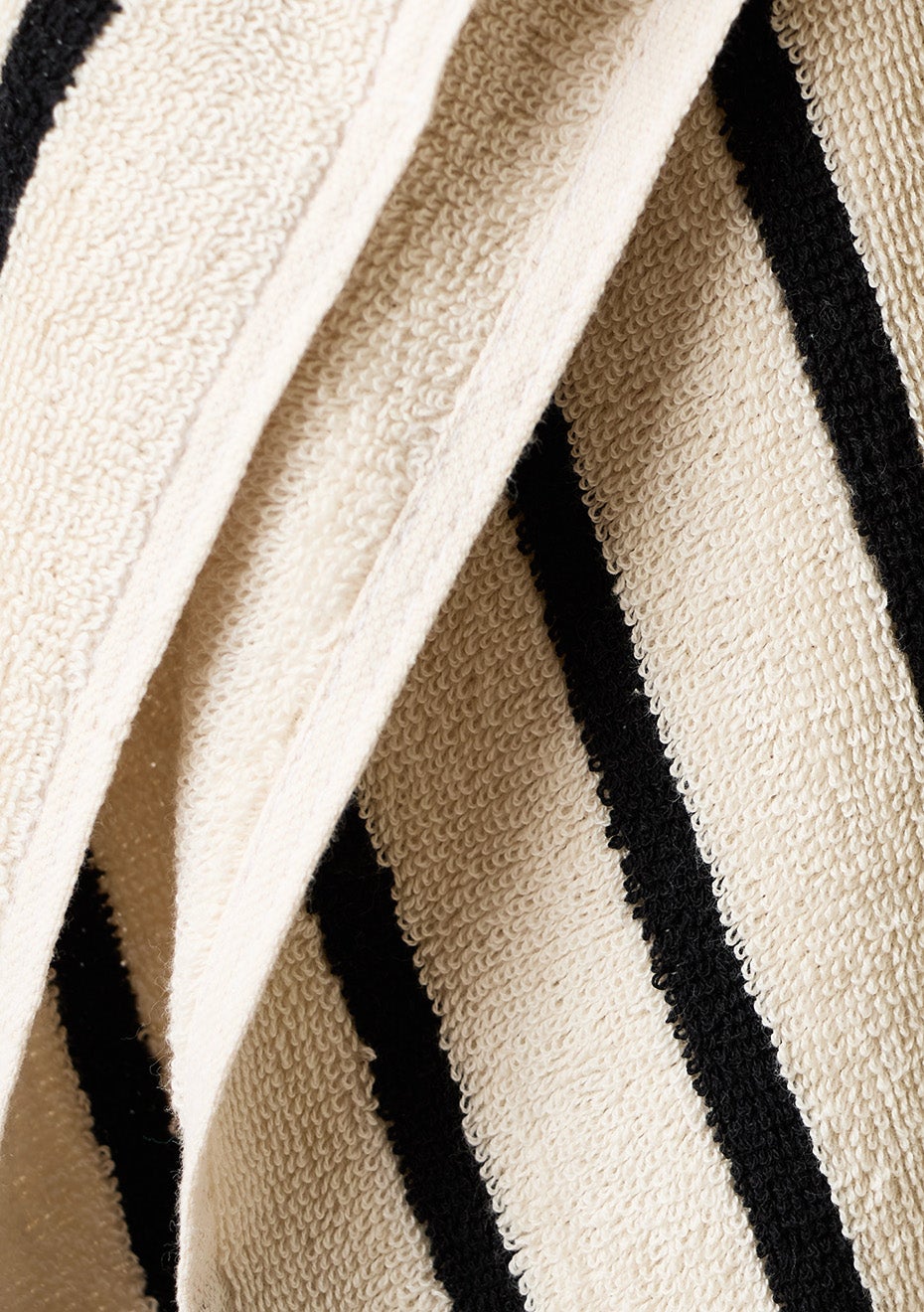 George Collective - Adults Poncho - Black Stripe - Onceit