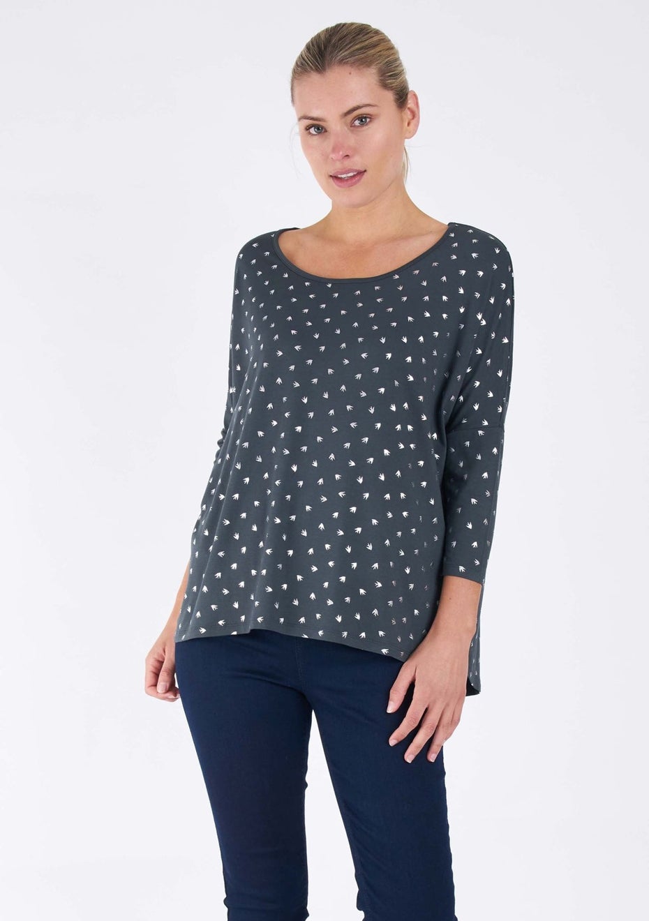 Betty Basics - Milan 3/4 Sleeve Top - Thyme Swallow - Onceit